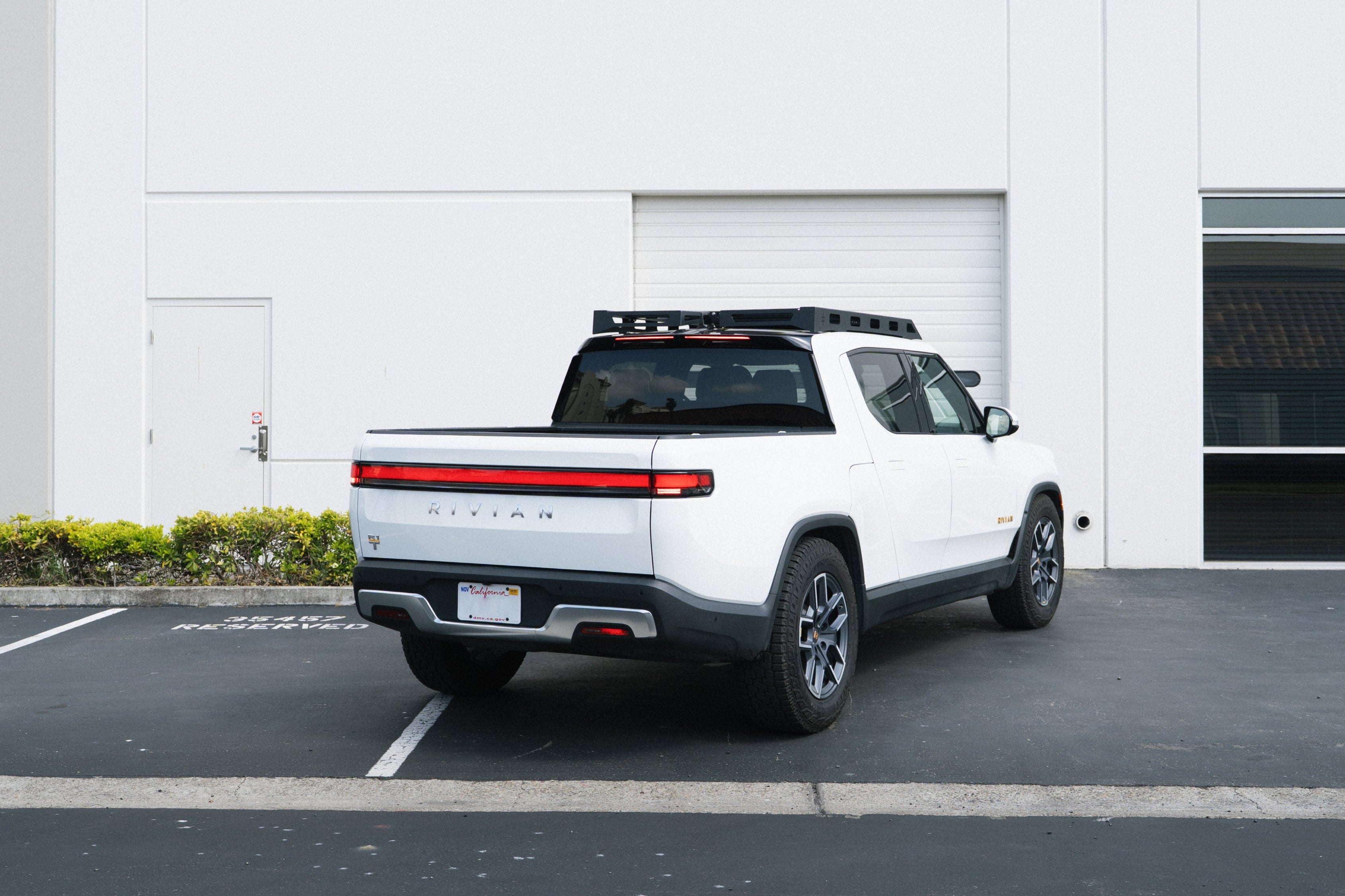 Expedition Roof Rack (Rivian R1T) | Mars Adventure Gear